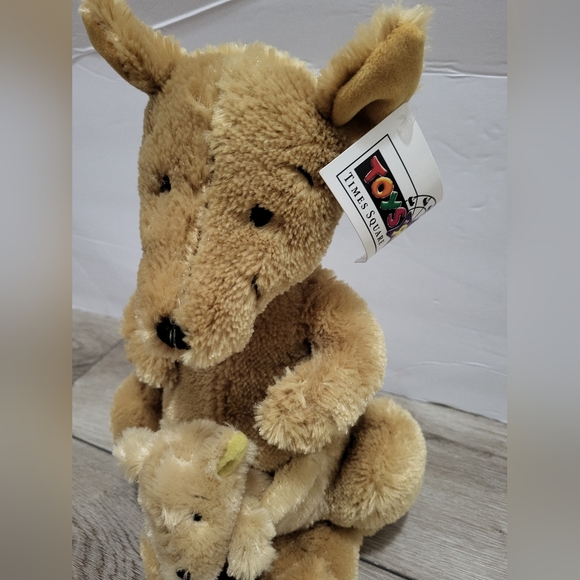 Toys R Us | Toys | Toys R Us Stuffed Animal Kangaroo With Baby 2 Inch I ...